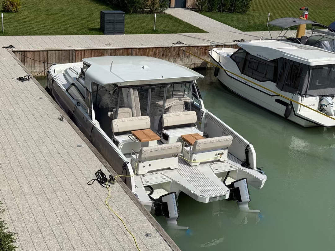 YOT Power Catamarans YOT 36 - Electric Boat - ePropulsion